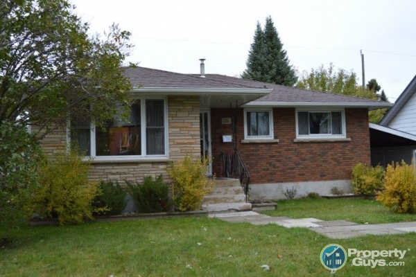 Houses for sale in Thunder Bay, ON - PropertyGuys.com