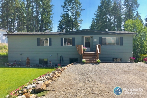 Houses for sale in Golden, BC - PropertyGuys.com